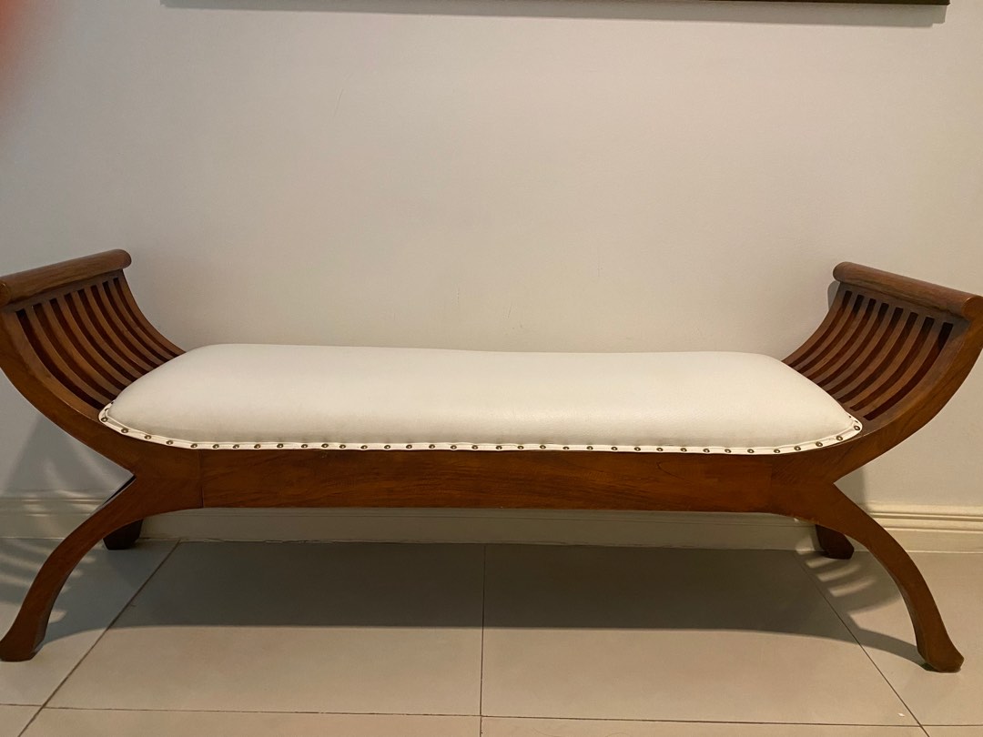 Cleopatra Divan Chair, Furniture & Home Living, Furniture, Other Home ...