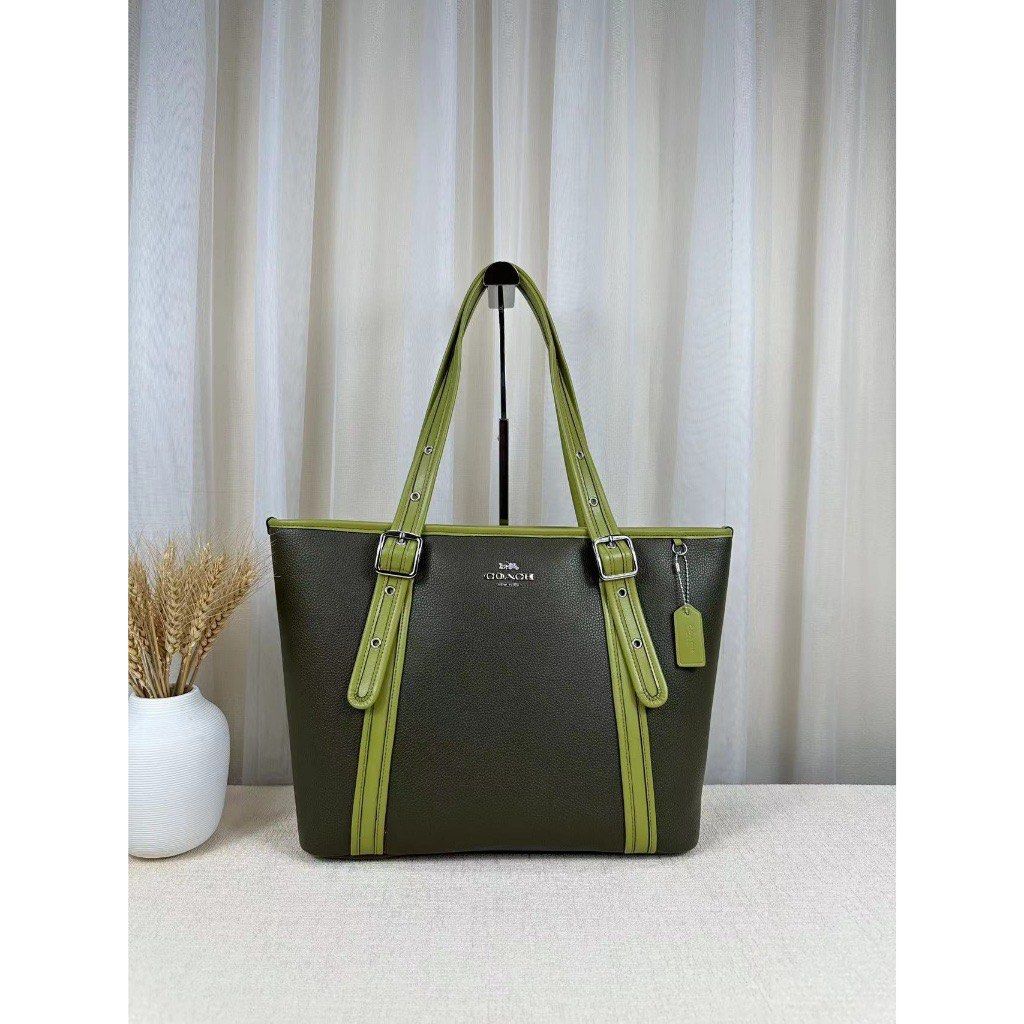 Coach Ashton Tote Bag in Signature Canvas, Women's Fashion, Bags ...