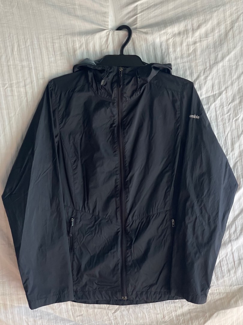 COLUMBIA Windbreaker Jacket, Men's Fashion, Activewear on Carousell