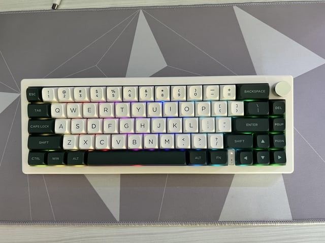 SALE! Creamy and thocky GMK67 Custom Mechanical keyboard, gateron milky ...