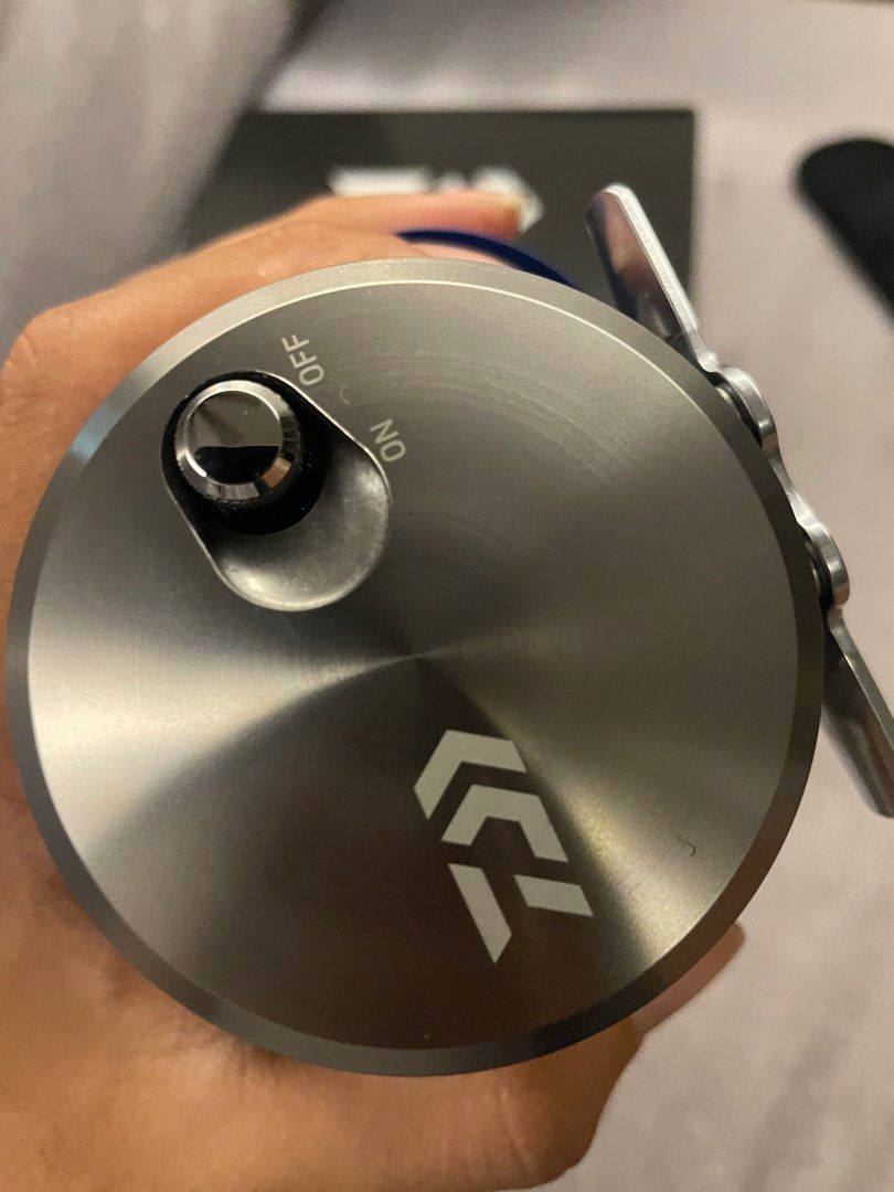 Daiwa Saltiga 35NL-SJ, Sports Equipment, Fishing on Carousell