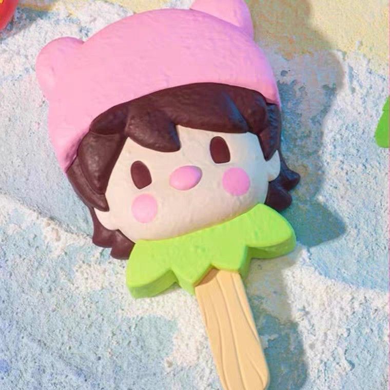 [EXCLUSIVE! POPMART] POPMART LITTLE SWEET BEAN STRAWBERRY CHOCOLATE ICE ...