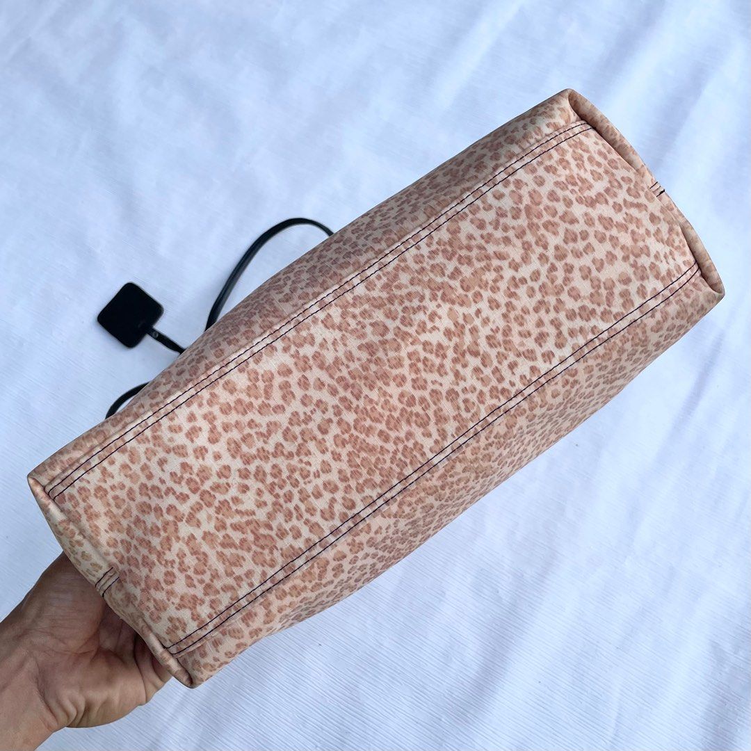 Falchi Sport by Carlos Falchi Tote Bag, Women's Fashion, Bags & Wallets ...