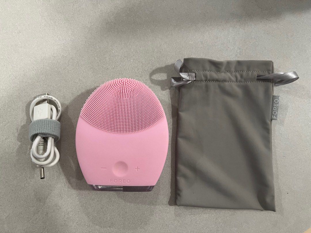 Foreo Face washing machine, Beauty & Personal Care, Face, Face Care on ...