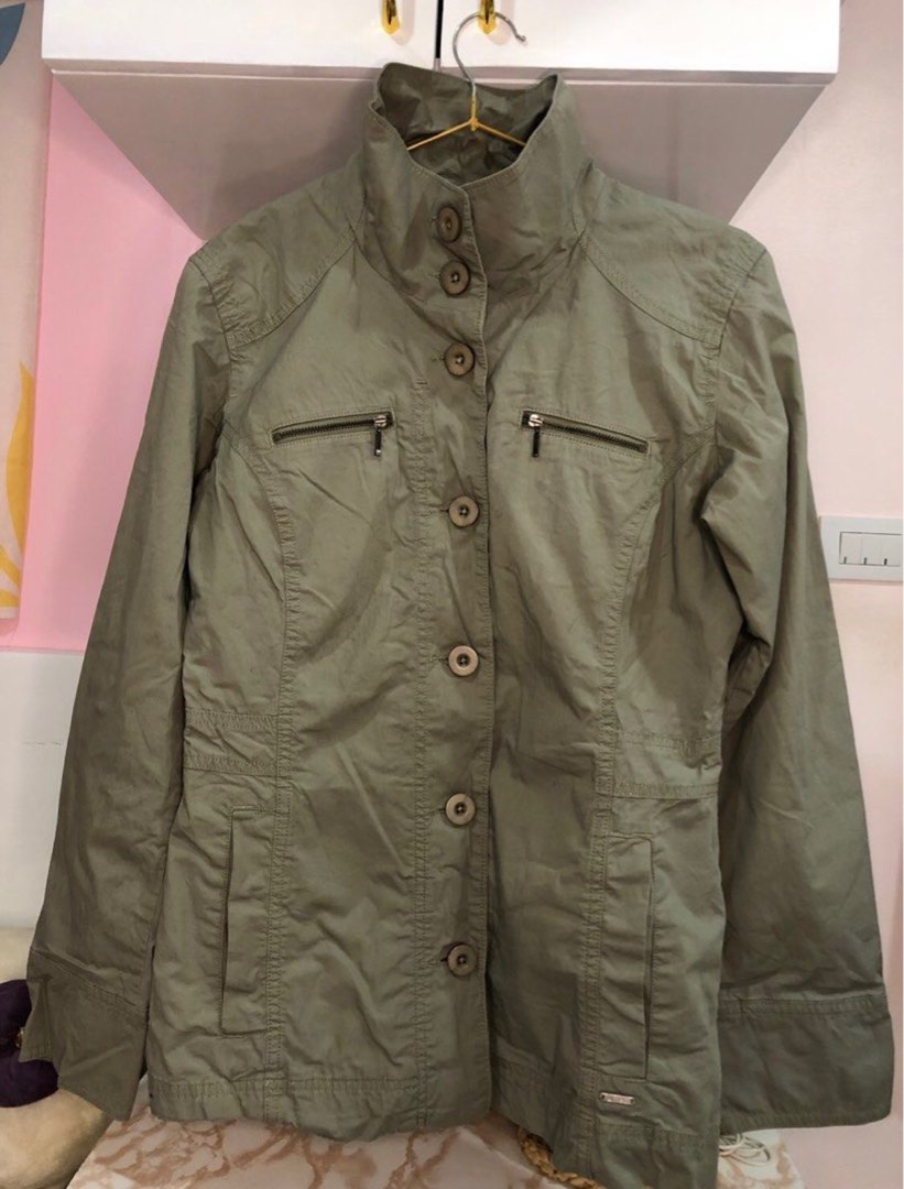 Green Camper Turtle Neck Jacket, Women's Fashion, Coats, Jackets and ...