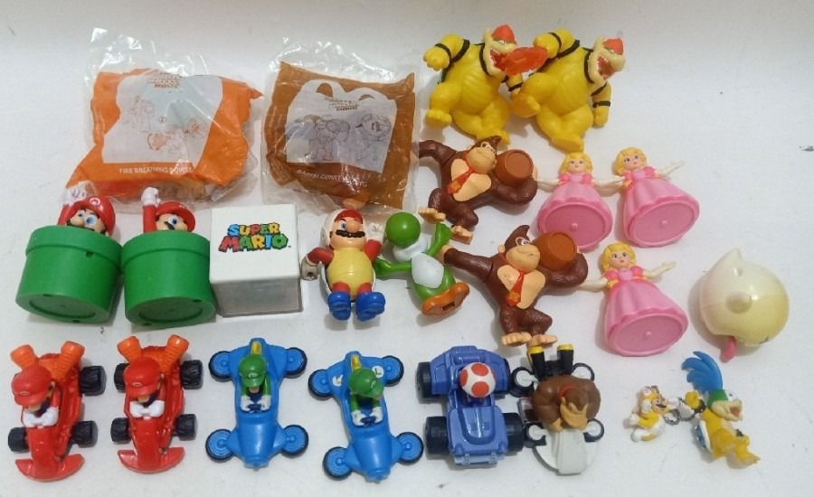 Happy meal mcd mario bros donkey kong bowser peach yoshi mario kart ...