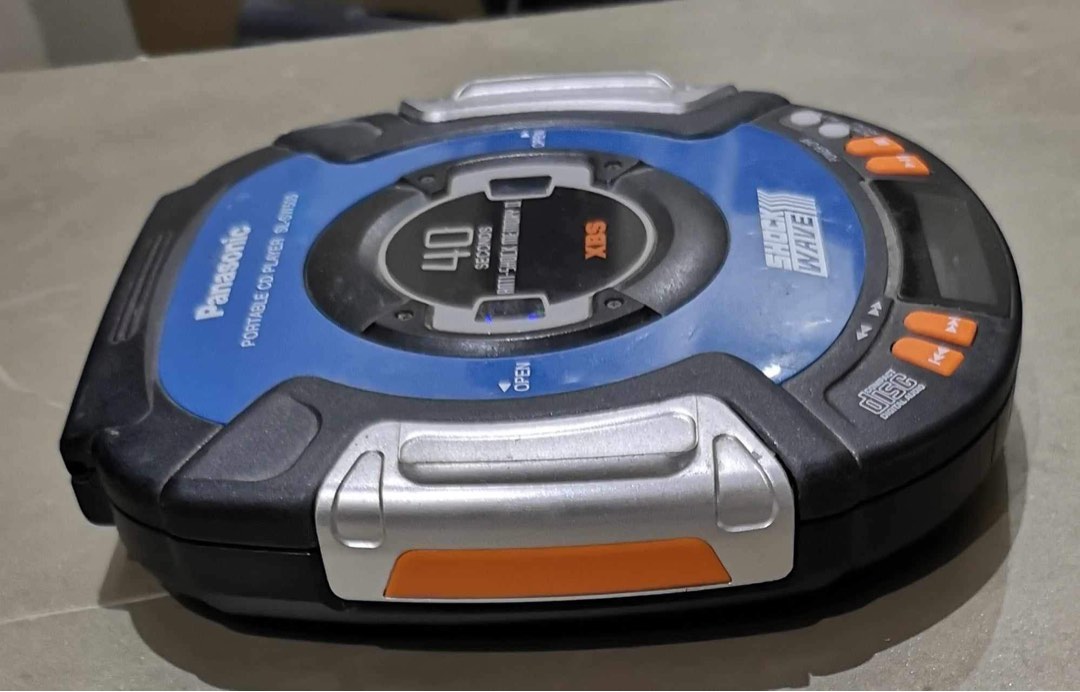 JVC Panasonic DISCMAN PLAYER, Audio, Portable Audio Accessories on ...