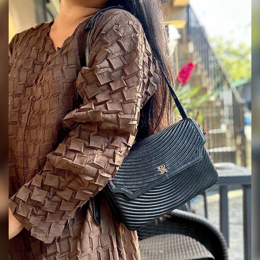 KAWANO JAPAN flap genuine leather shoulder. Hand vintage bag, Luxury ...