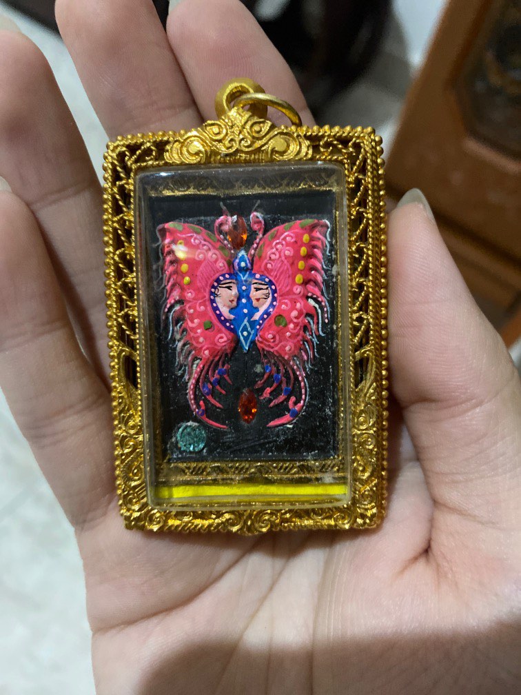 Kruba Krissana Butterfly Amulet, Hobbies & Toys, Memorabilia ...