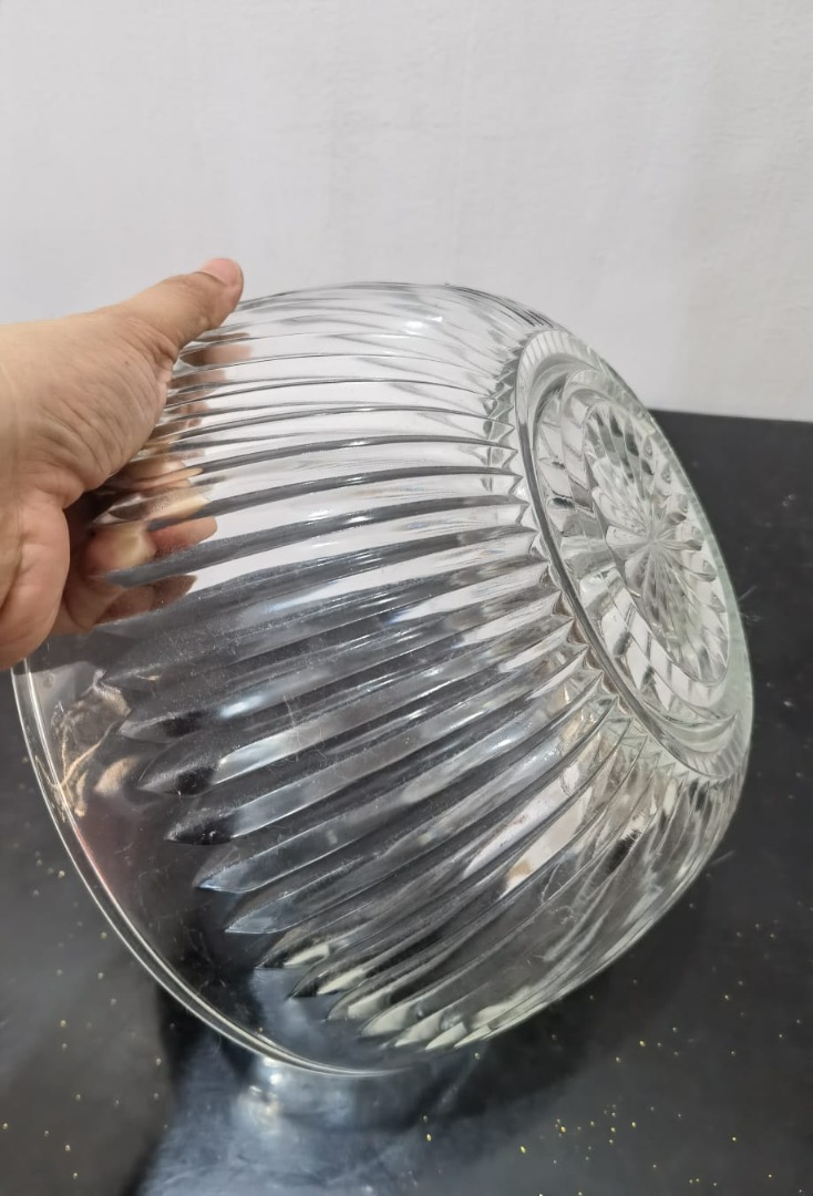 LARGE GLASS SALAD DIAMETER 25 X T 11 CM, Kitchen & Appliances di Carousell
