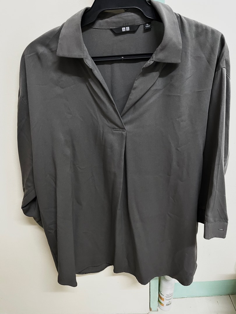 Legit Uniqlo classy tops, Women's Fashion, Tops, Blouses on Carousell