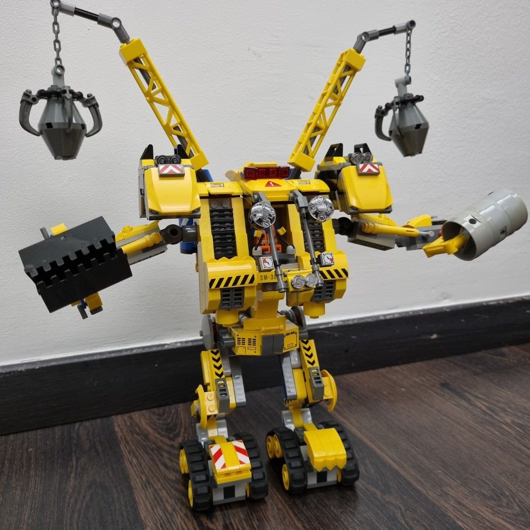 Lego 70814: Emmet's Construct-o-Mech, Hobbies & Toys, Toys & Games on ...