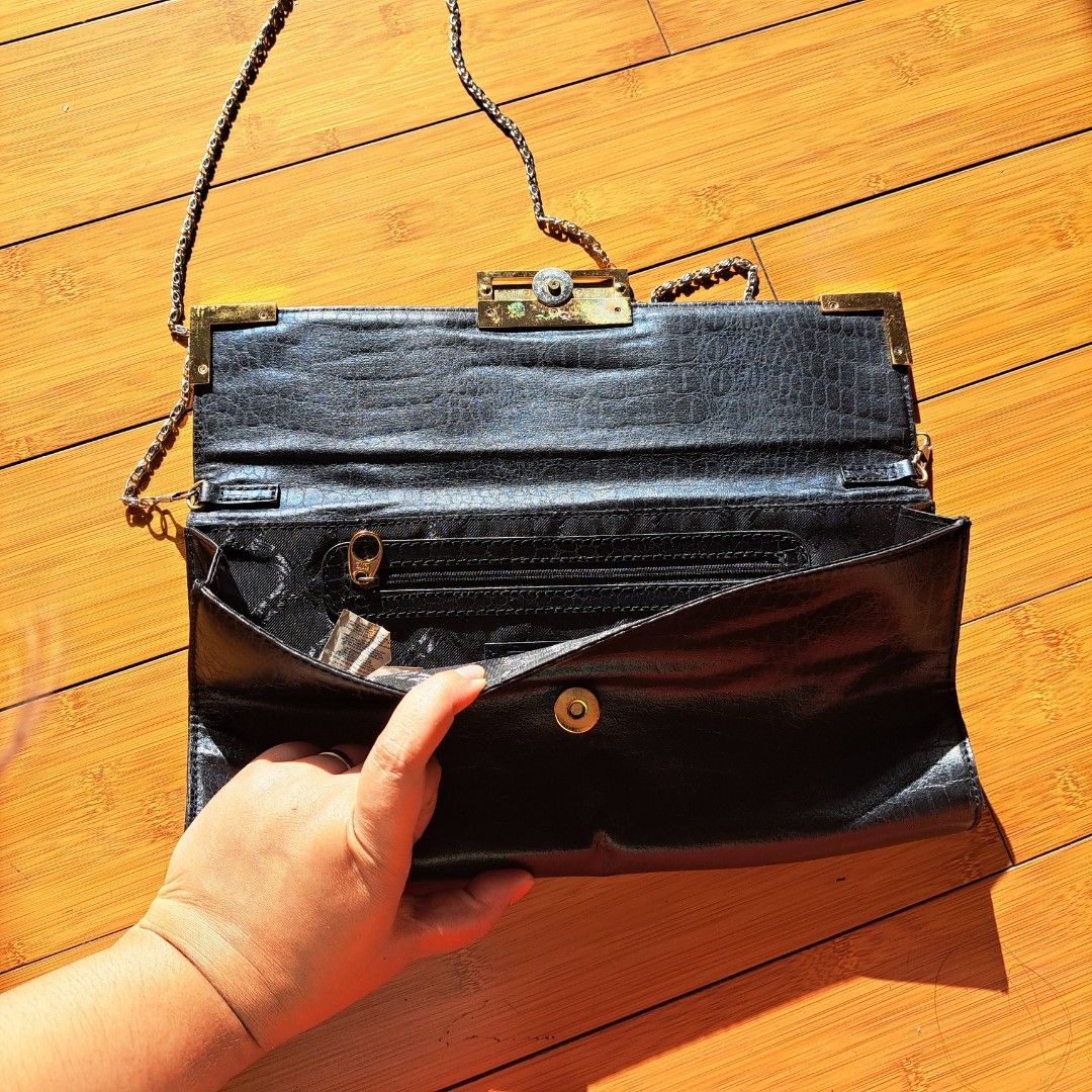 Mango Clutch Bag, Women's Fashion, Bags & Wallets, Clutches on Carousell