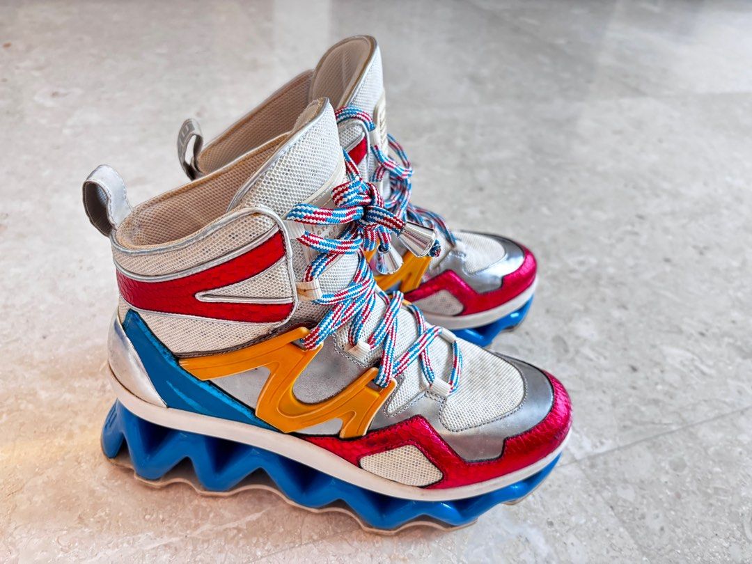 Marc Jacobs Sneakers, Women's Fashion, Footwear, Sneakers on Carousell