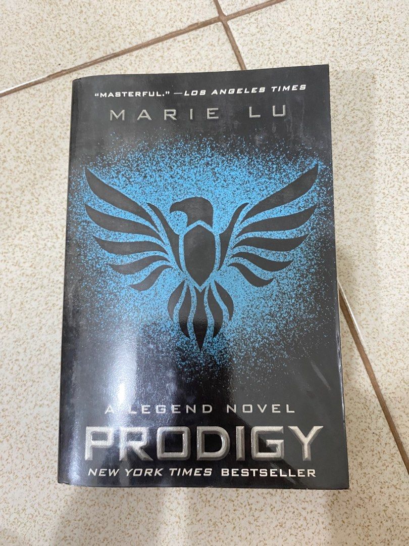 Marie Lu Book Bundle, Hobbies & Toys, Books & Magazines, Fiction & Non ...