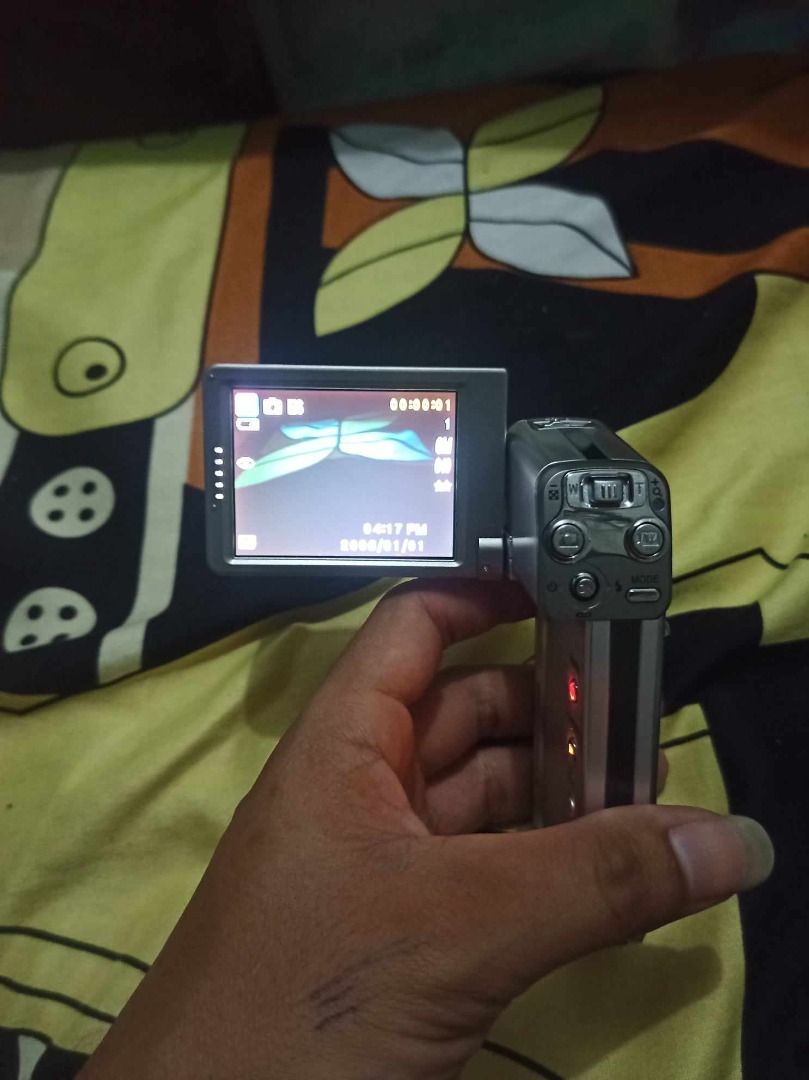 Panasonic flip digital cam, Photography, Cameras on Carousell