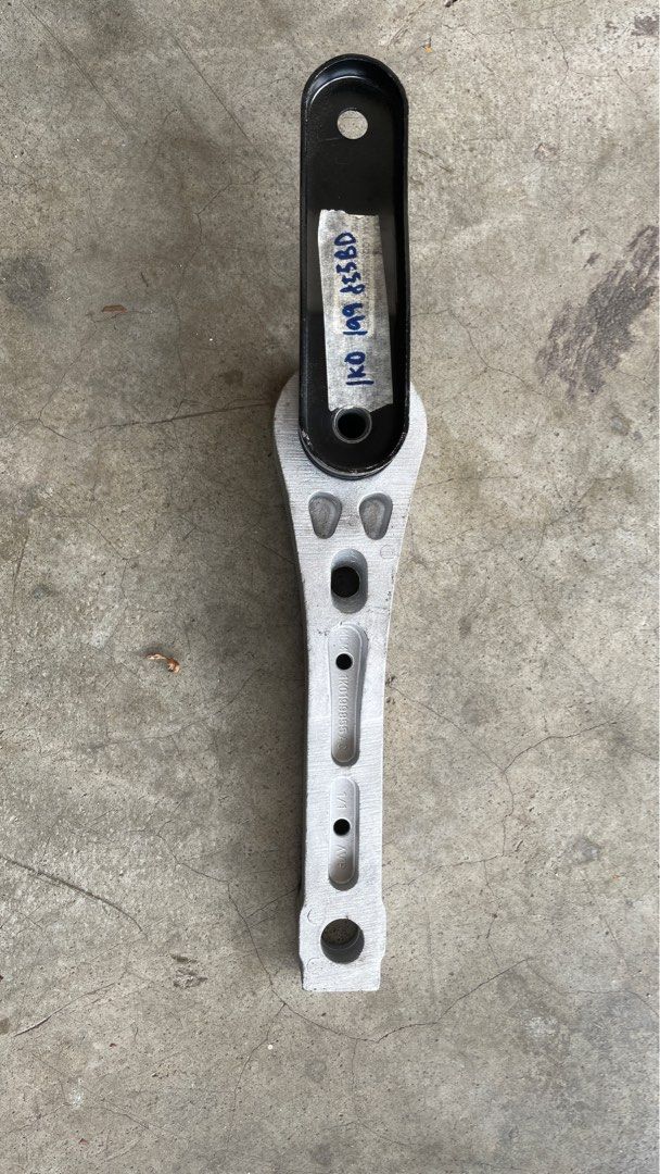 Pendulum mount / rear mounting engine torque vw, Auto Accessories on ...