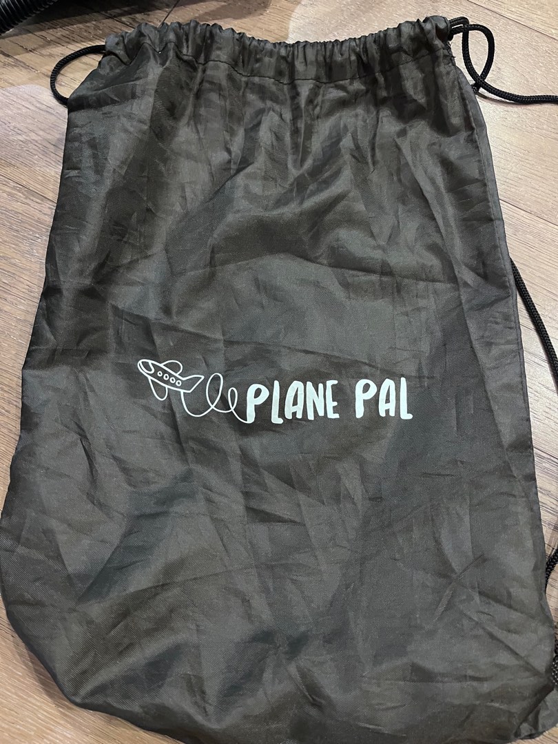 Plane pal, Babies & Kids, Going Out, Other Babies Going Out Needs on Carousell