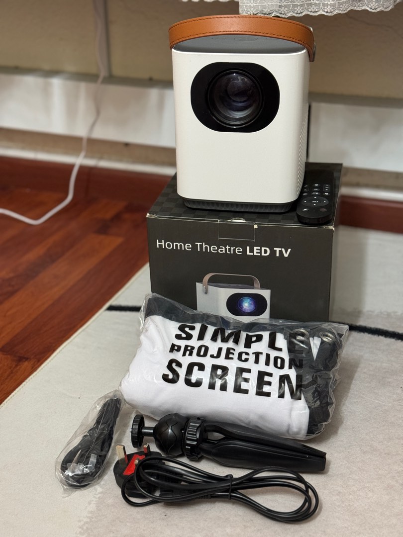 Q2 projector, TV & Home Appliances, TV & Entertainment, Projectors on ...