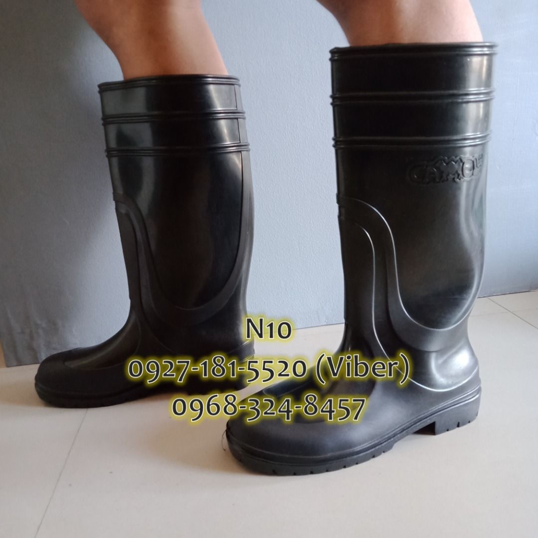 rain boots camel black, Men's Fashion, Footwear, Boots on Carousell