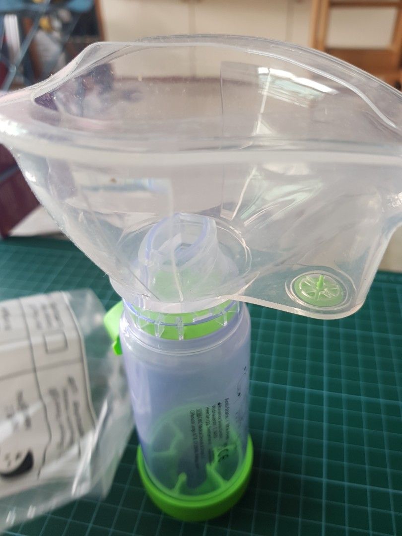 Rossmax valved holding chamber, Health & Nutrition, Medical Supplies ...