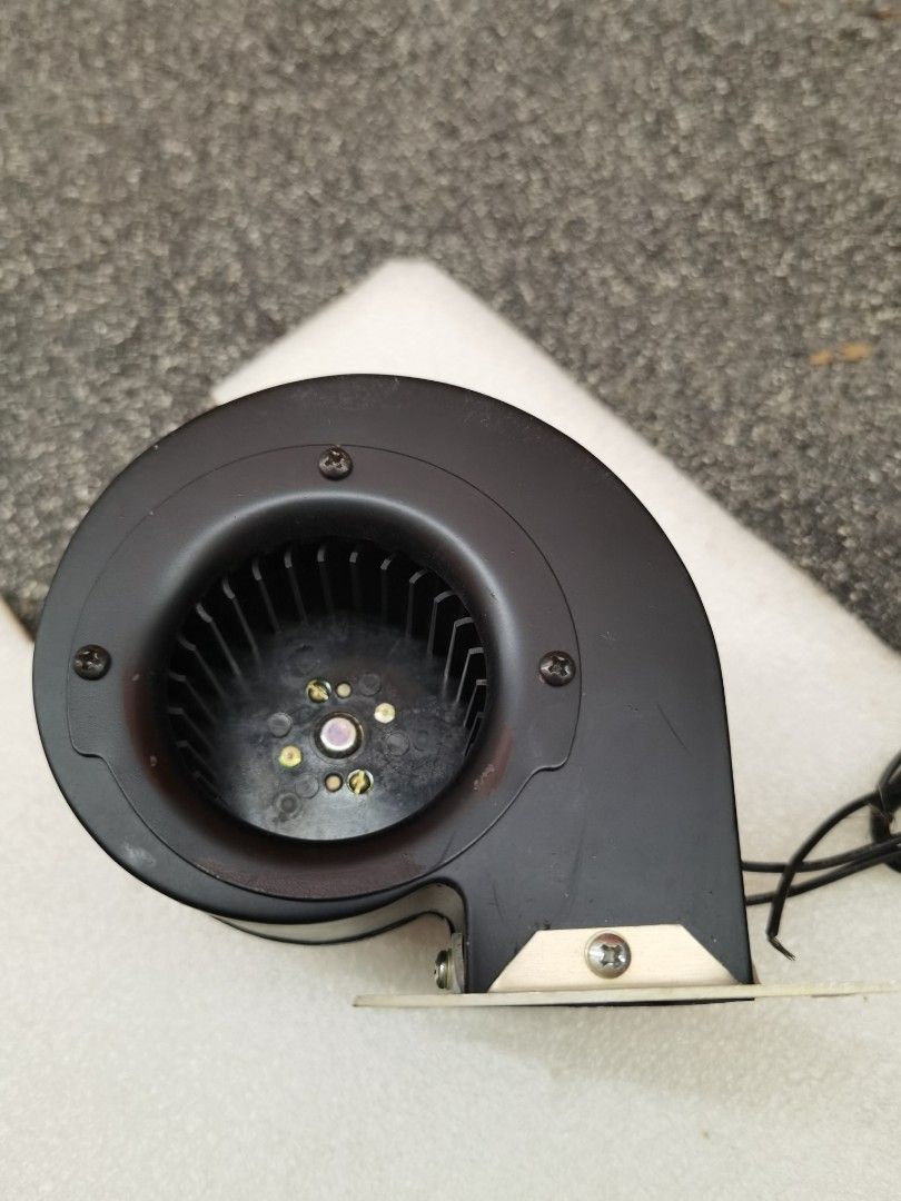 Small blower fan 230V, Furniture & Home Living, Home Improvement ...