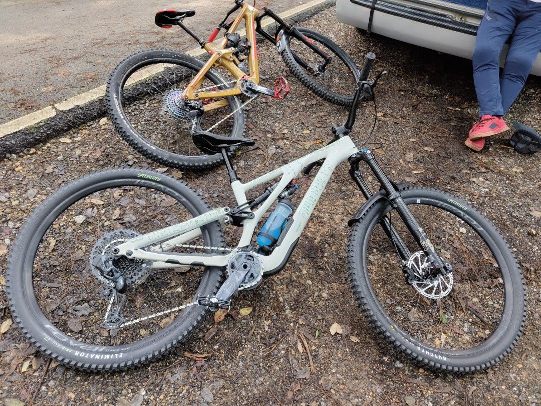 Specialized Stumpy Evo Expert, Sports Equipment, Bicycles & Parts ...