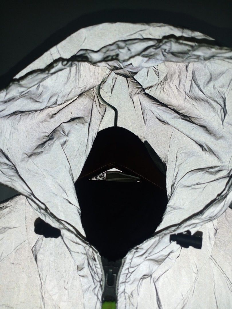 Supreme Wind Breaker Camo Reflective, Men's Fashion, Coats, Jackets and ...