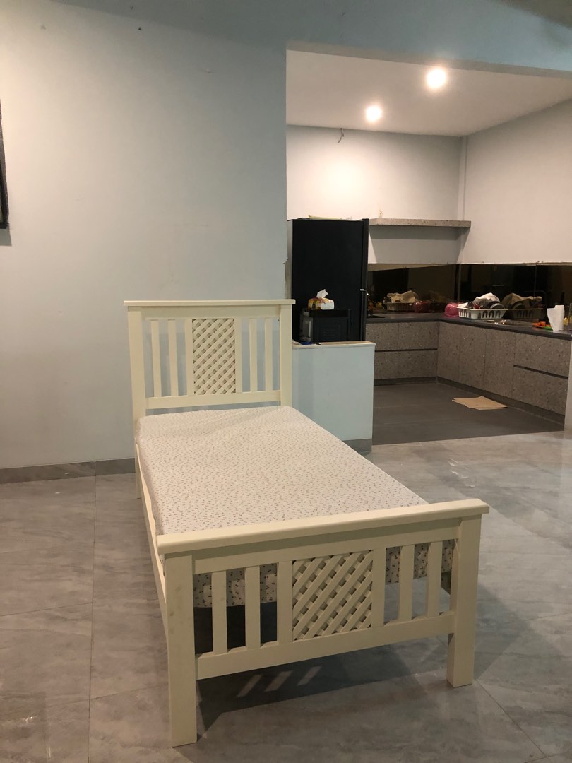 Tempat Tidur Minimalis Single 90x200 Divan Dipan Senderan Kasur Putih ...