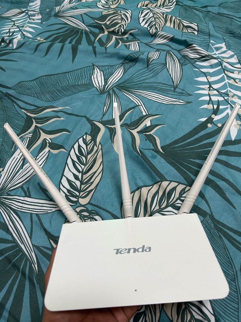 Tenda Router, Computers & Tech, Desktops on Carousell