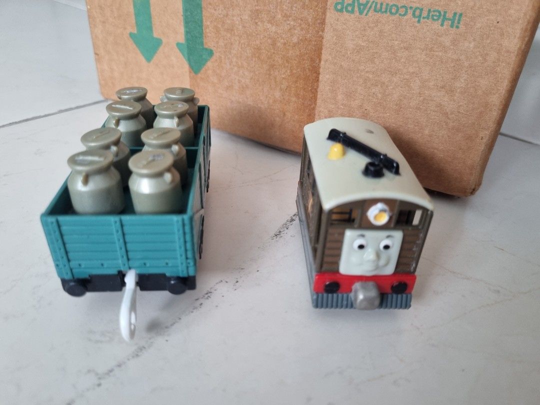 Thomas train, sesame street, Hobbies & Toys, Toys & Games on Carousell