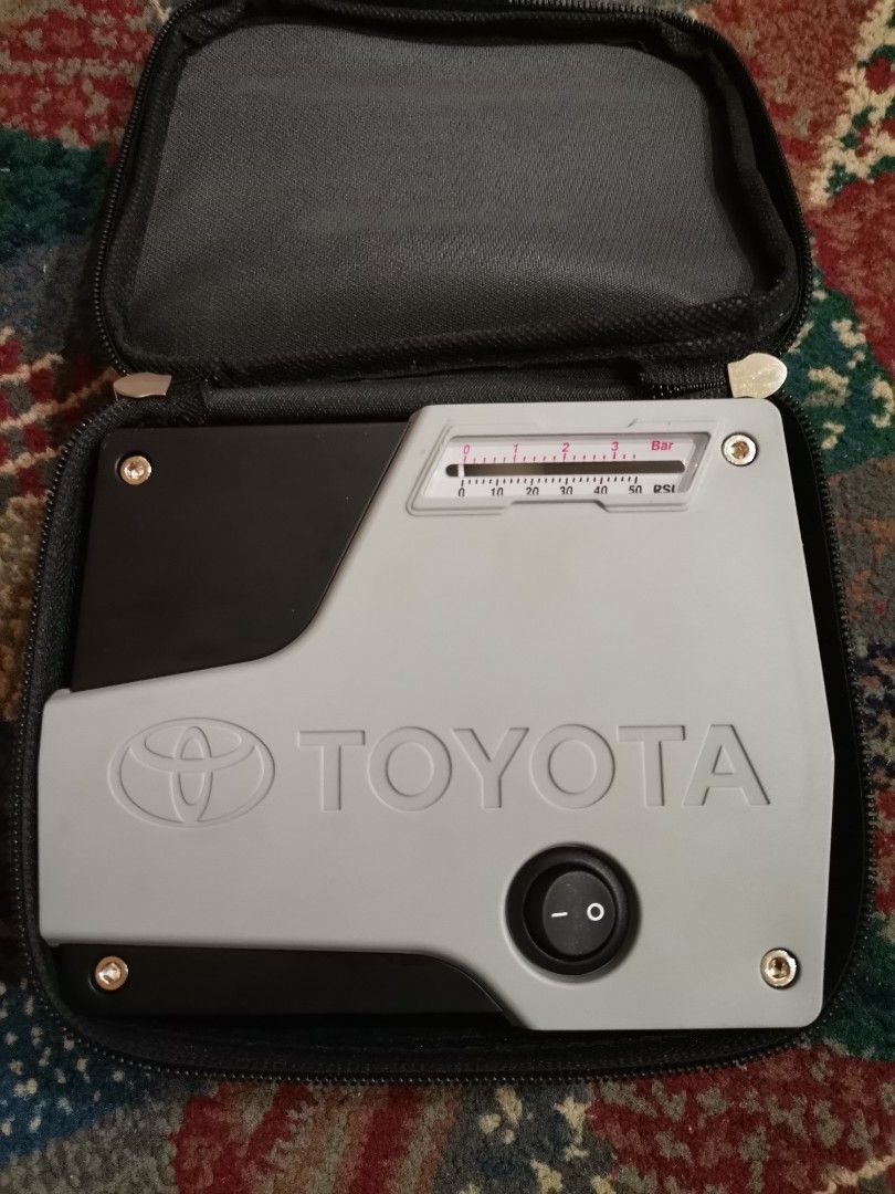 Toyota tyre inflator, Auto Accessories on Carousell