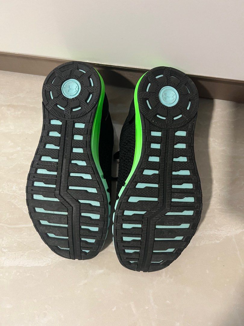 Under Armour Running Shoe with Bluetooth function, Women's Fashion ...