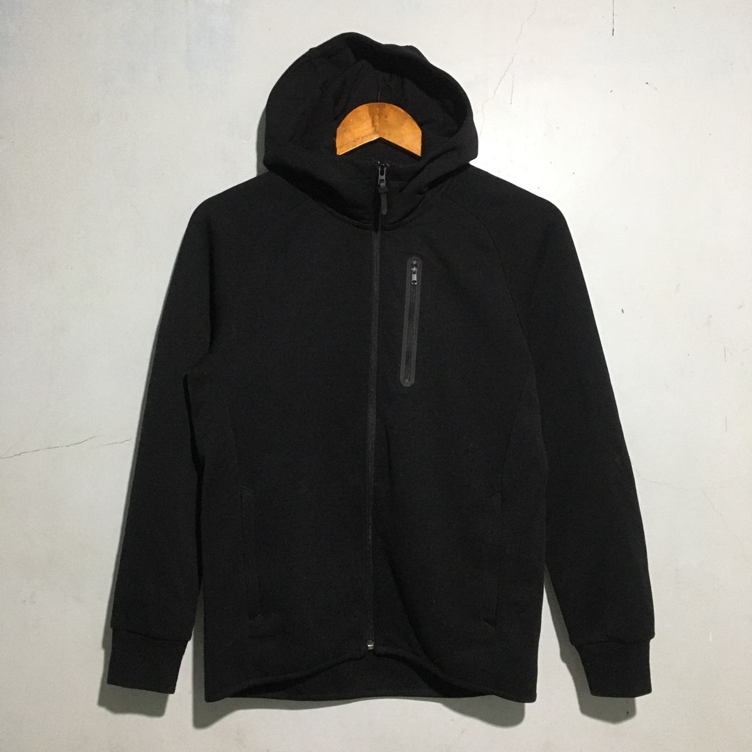 Uniqlo Tech Fleece Full Zip Hoodie, Men's Fashion, Tops & Sets, Hoodies ...