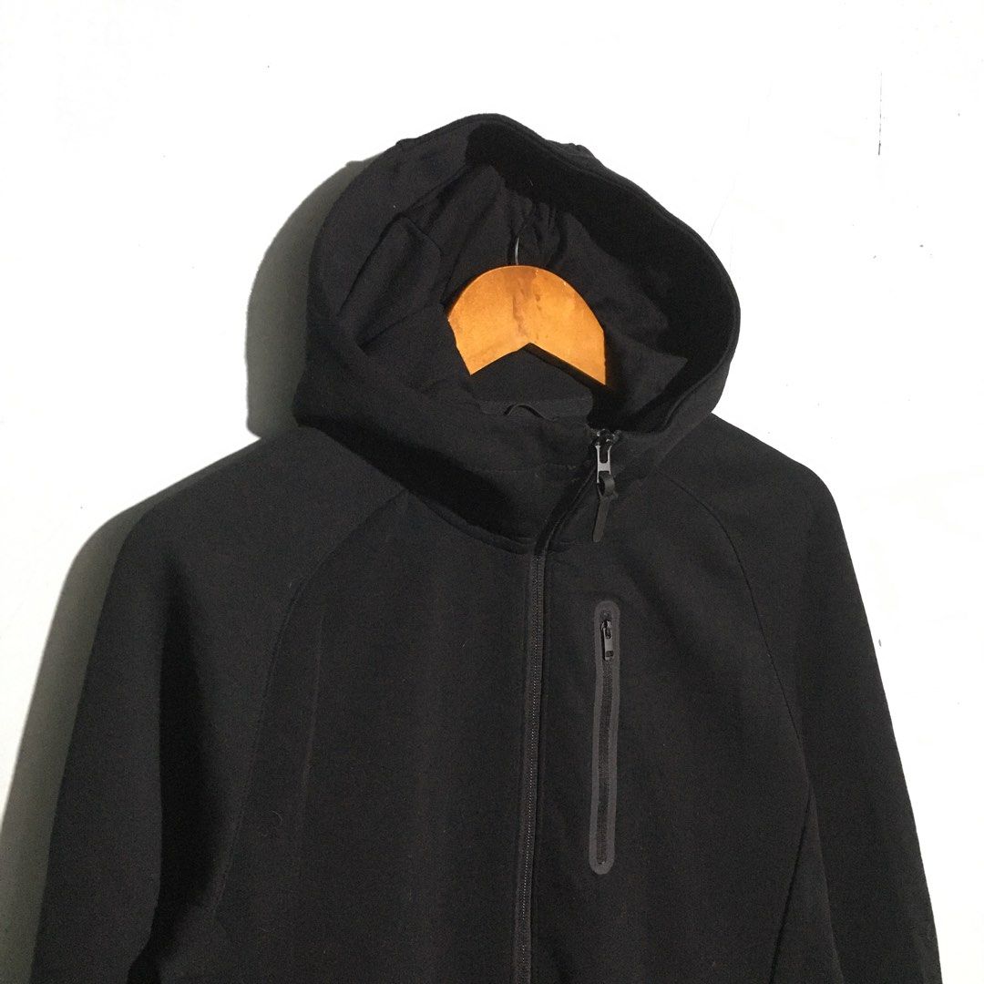 Uniqlo Tech Fleece Full Zip Hoodie, Men's Fashion, Tops & Sets, Hoodies ...