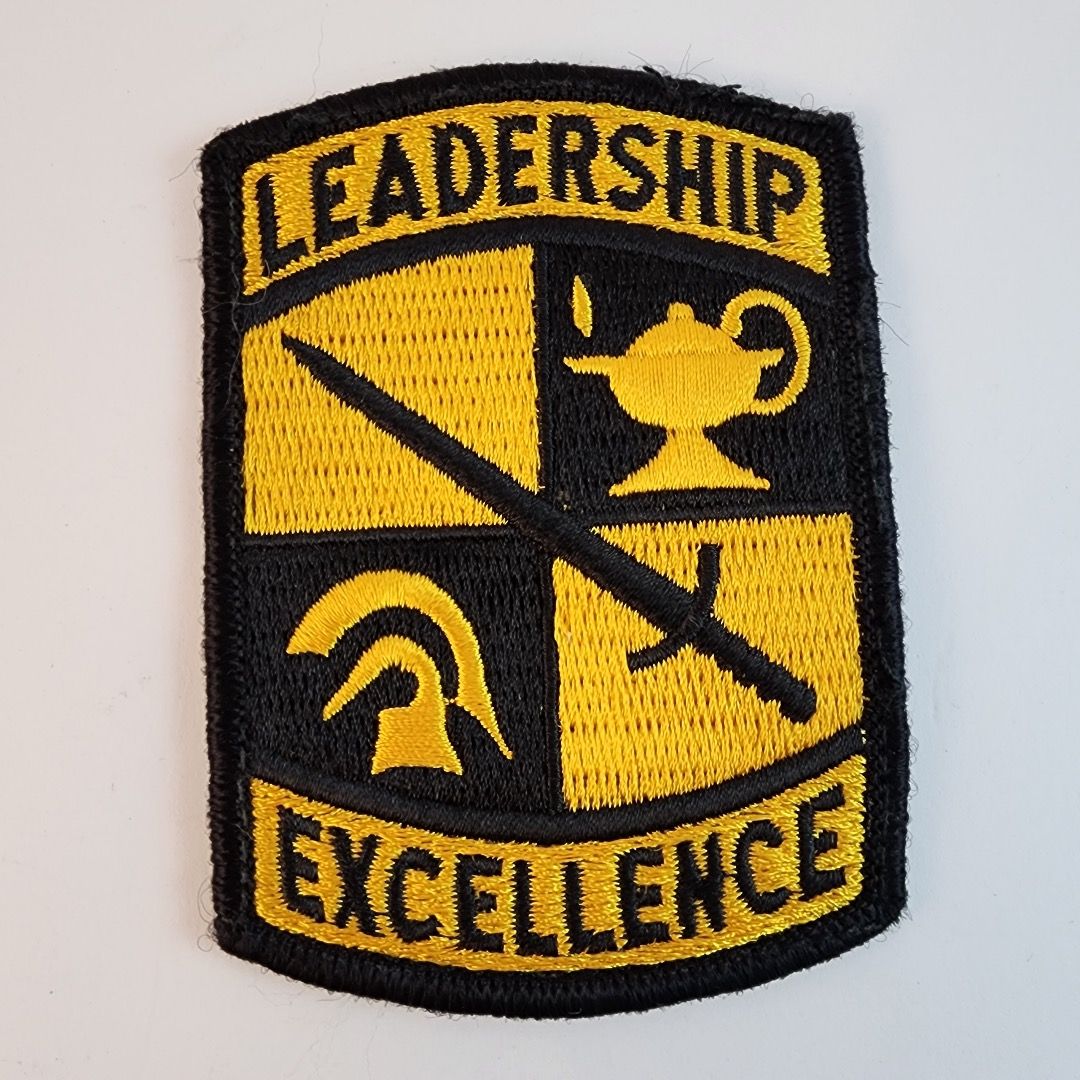 US ARMY ROTC AIRBORNE PATCHES LENCANA TENTERA ASKAR, Hobbies & Toys ...