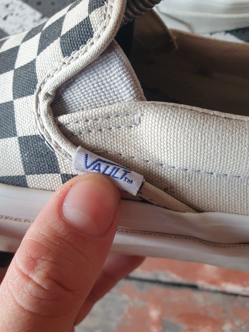 Vans Checkerboard V2, Men's Fashion, Footwear, Sneakers on Carousell