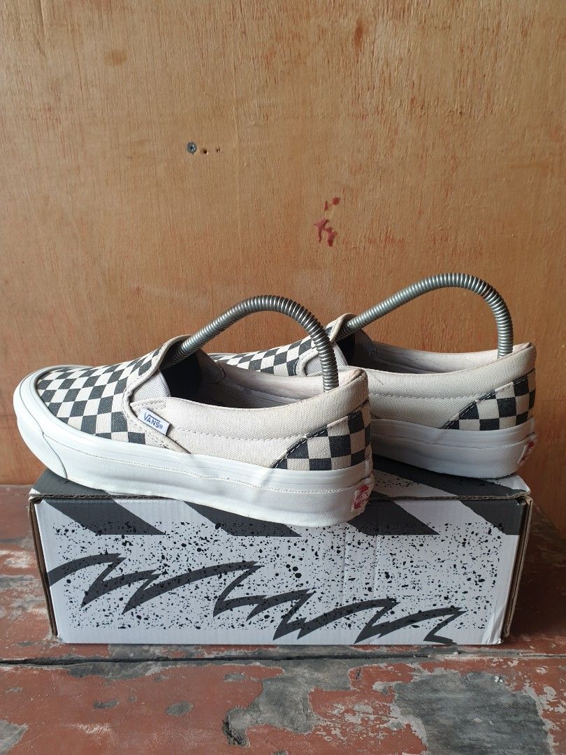 Vans Checkerboard V2, Men's Fashion, Footwear, Sneakers on Carousell