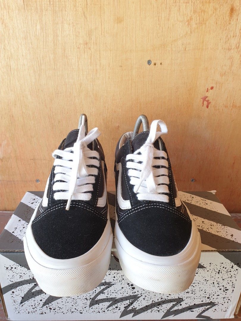 Vans Vault OS, Men's Fashion, Footwear, Sneakers on Carousell