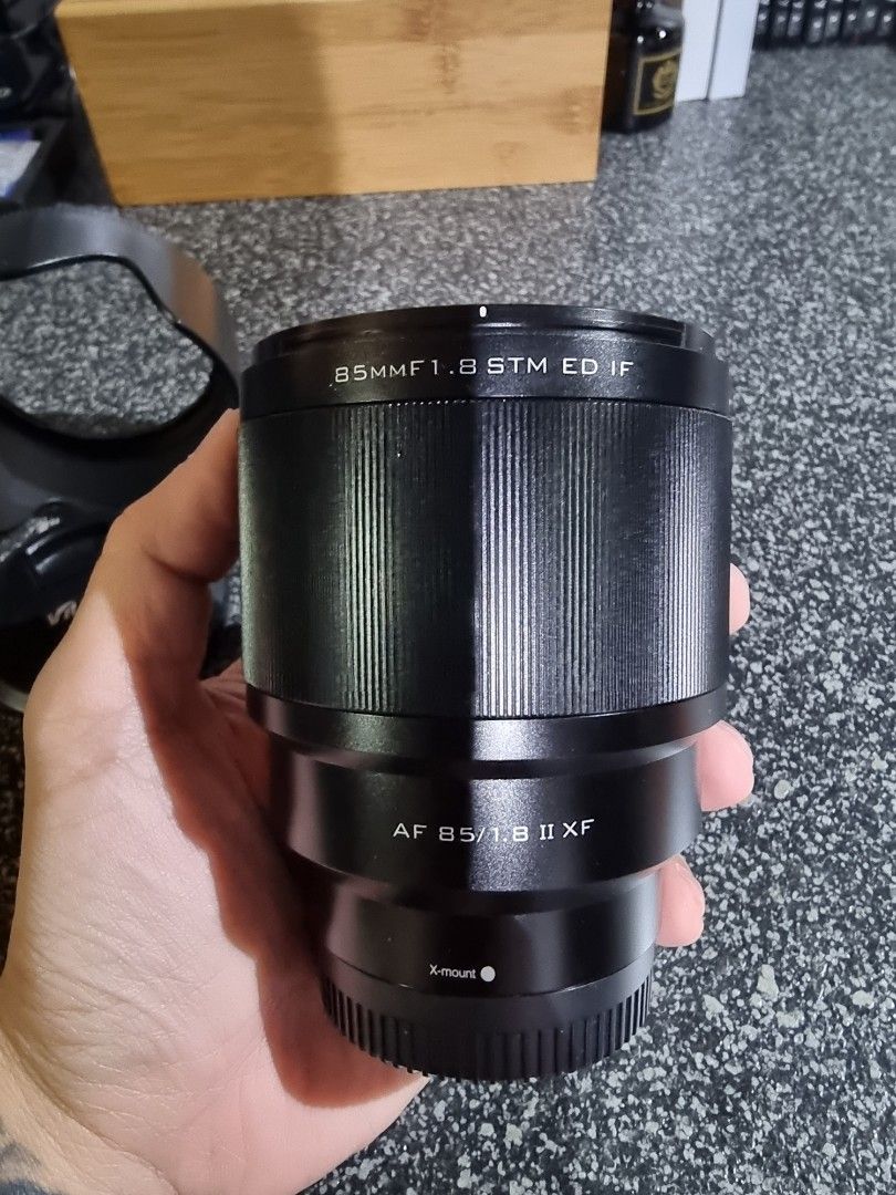 Voltrox 85mm f1.8 II fuji mount, Photography, Lens & Kits on Carousell