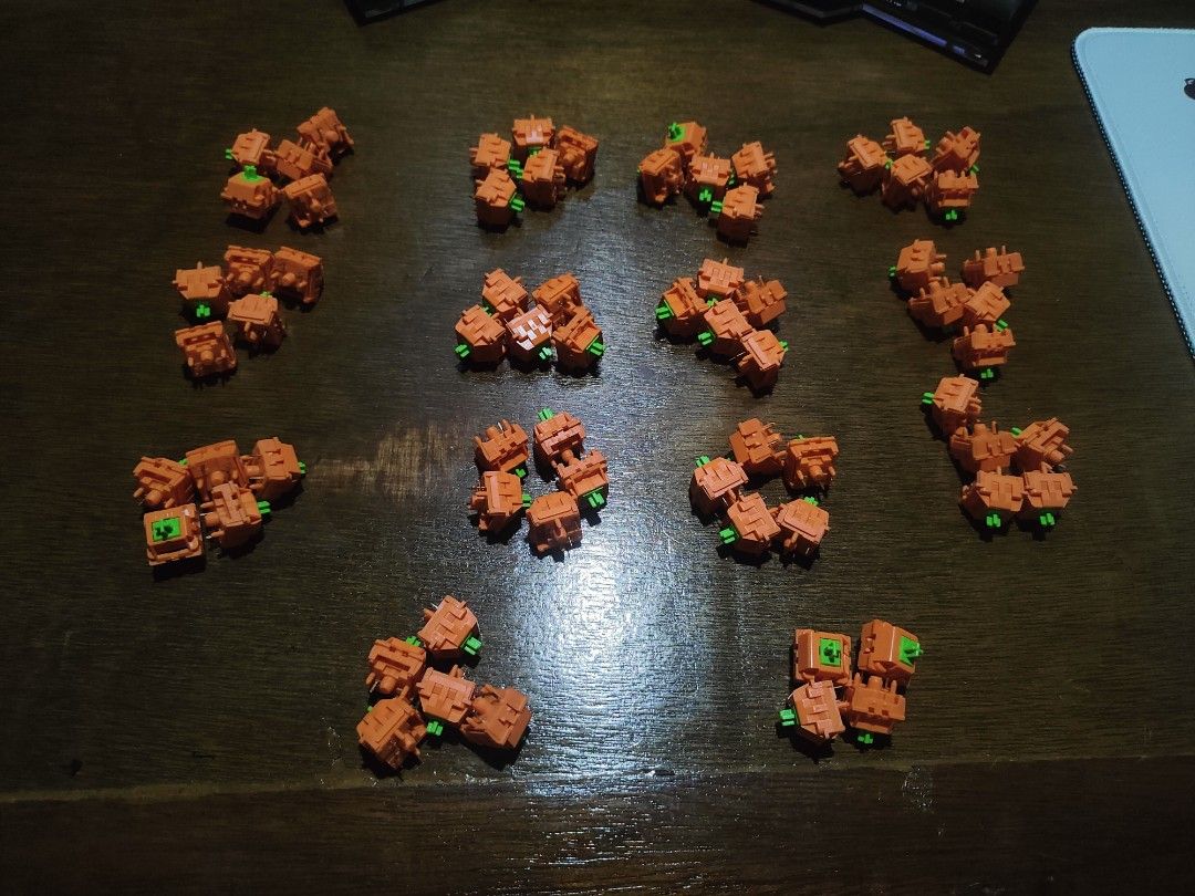 Vortex PC66, Pabile P38, Akko Blacks and Pink Keycaps, Switches ...