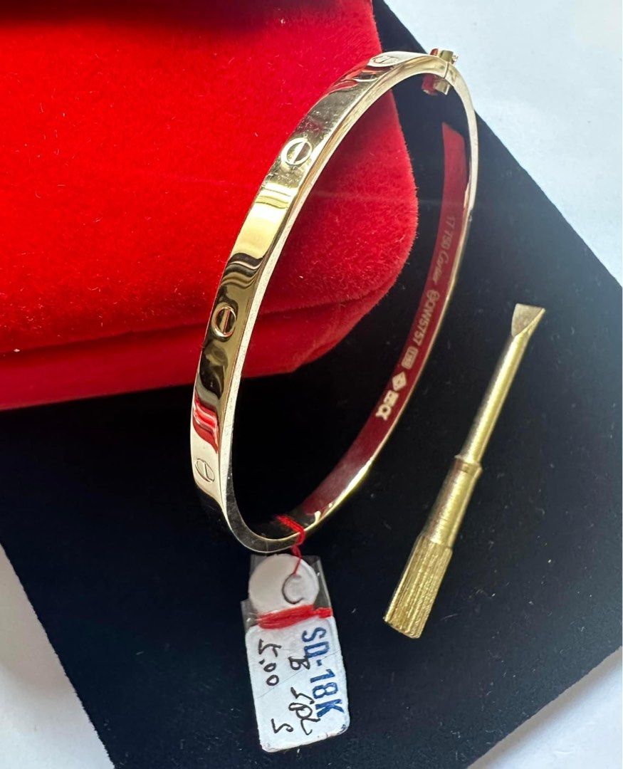 18K Saudi Gold slimtype screw type love bangle, Women's Fashion ...