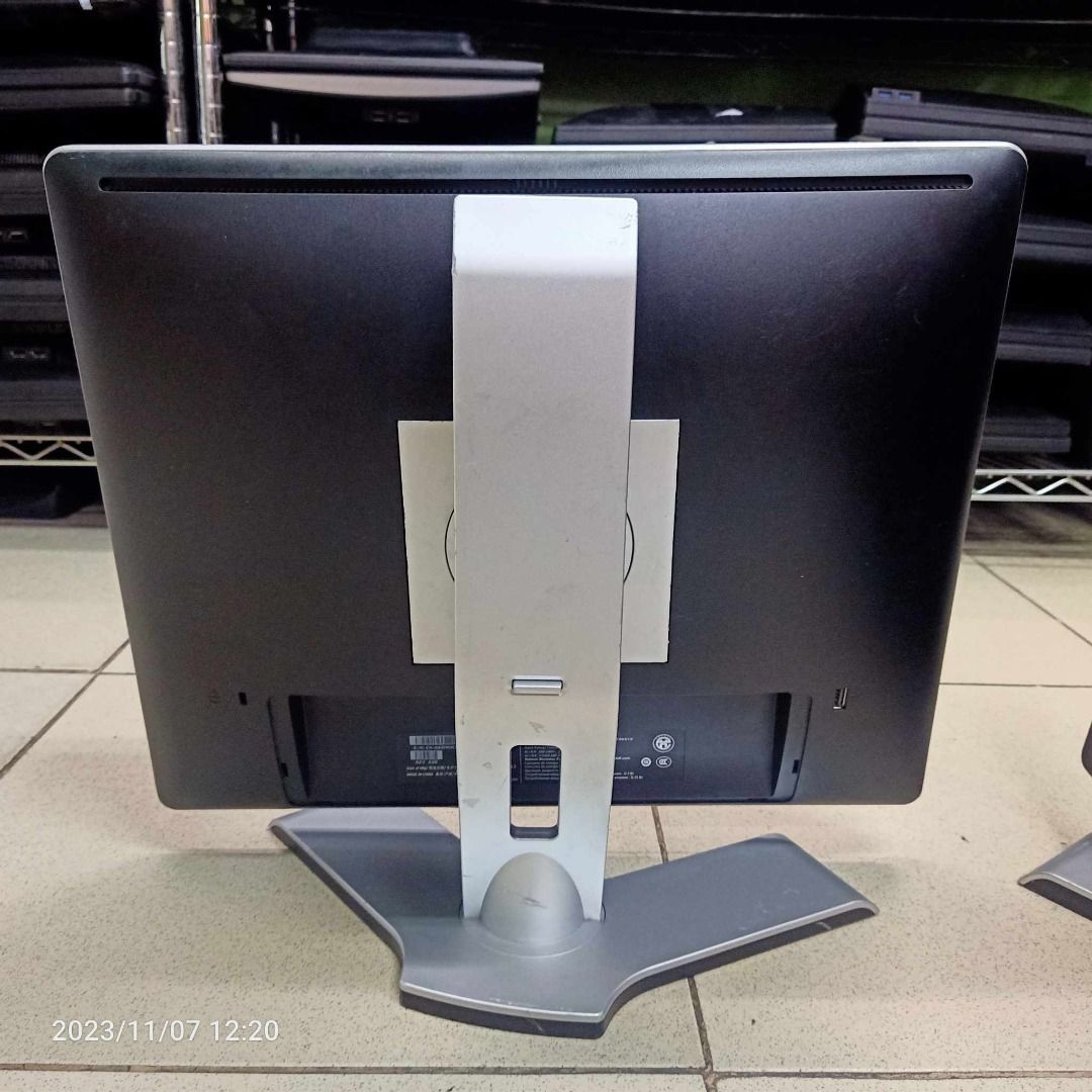 19 LED IPS SQUARE MONITOR, Computers & Tech, Parts & Accessories ...