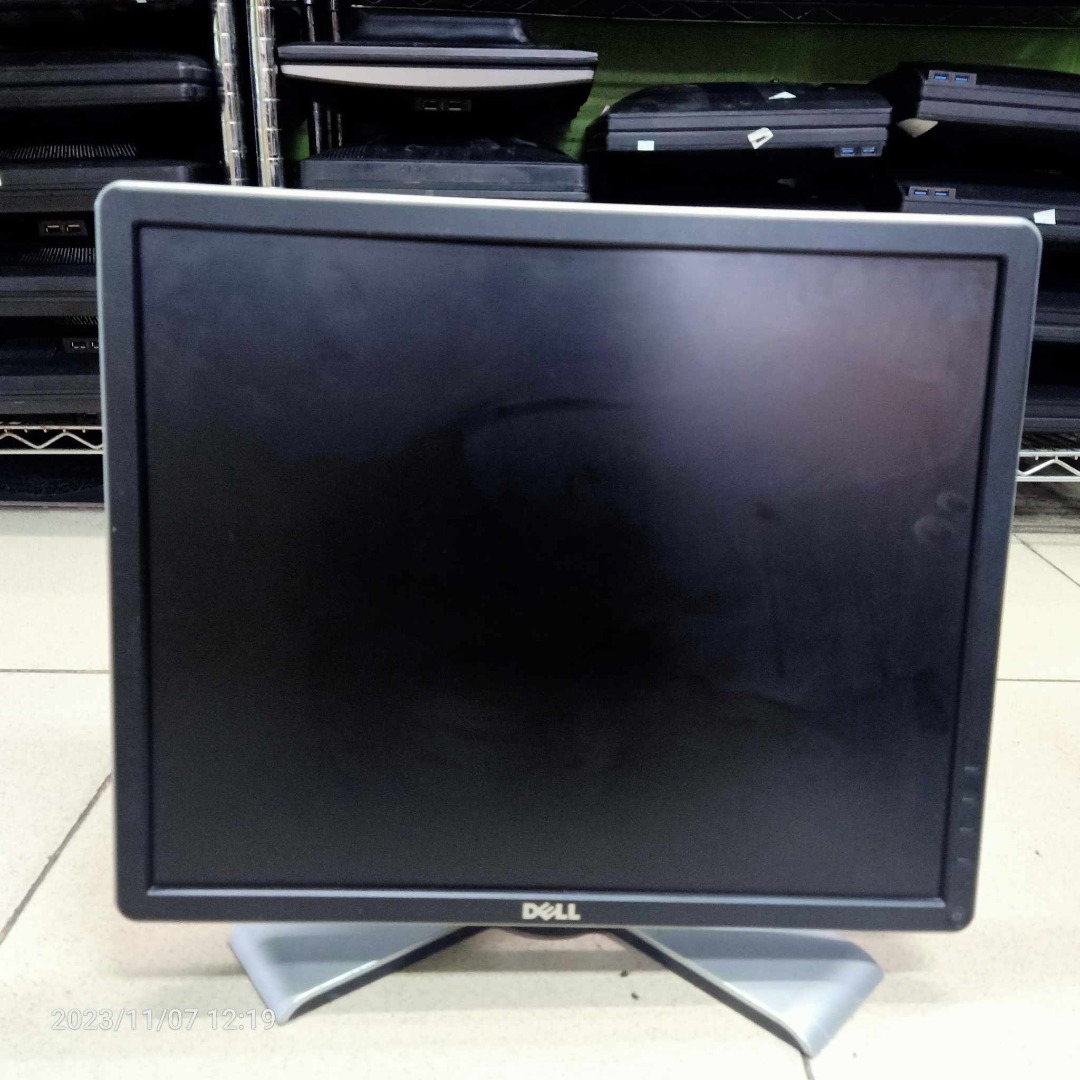 19 LED IPS SQUARE MONITOR, Computers & Tech, Parts & Accessories ...