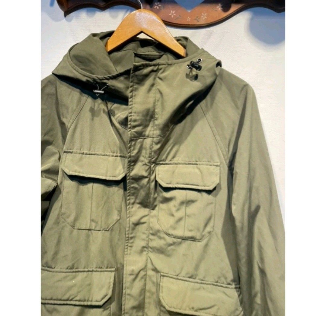 99新 超好看 lativ 軍綠色 防風拉鍊 魔鬼氈口袋 多口袋 機能外套 男 s碼 大衣 風衣 外套, 他的時尚, 外套、夾克、大衣在旋轉拍賣