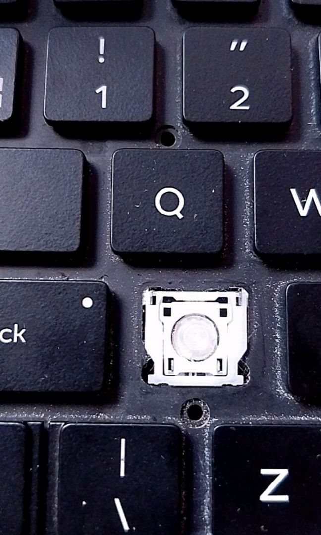 Assorted Laptop Keycaps Hinge rubber cup, Computers & Tech, Laptops ...