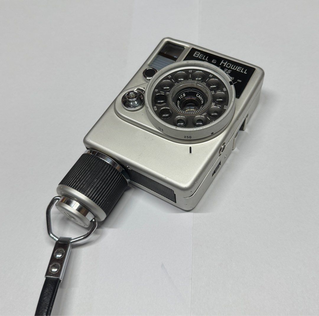 Canon dial-35 Bell&Howell 半格菲林相機, 攝影器材, 相機 - Carousell