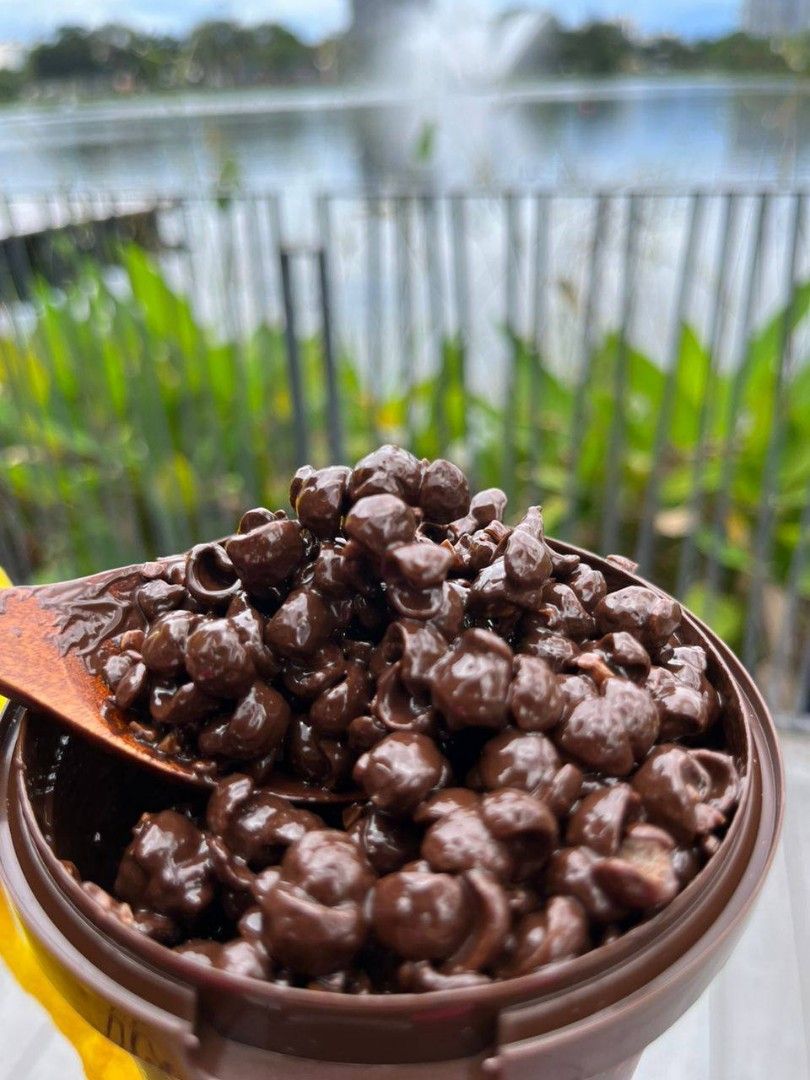 Choco Albab Belgian Dark Chocolate Tub, Food & Drinks, Packaged ...