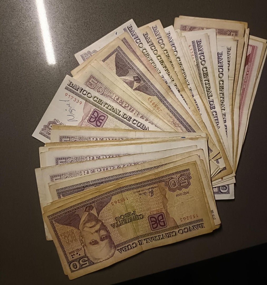 Colombian and Cuban currency, Hobbies & Toys, Memorabilia ...