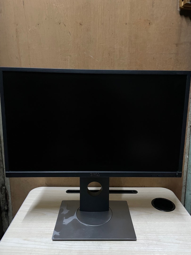 Dell 22” rotatable monitor, Computers & Tech, Parts & Accessories ...